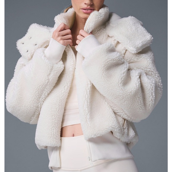 ALO Yoga | Jackets & Coats | Alo White Sherpa Jacket Soft Warm ...